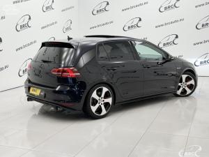 Melns Volkswagen Golf 2017 Avižieniai, ar dzinēja tilpumu 2.00 L un nobraukumu 163 tūkst. km par 12800 €, foto 2 vietnē AUTOMOTO.COM.LV