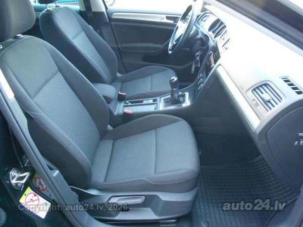 Black Volkswagen Golf 2017 in Viljandi, with an engine capacity of 1.60 L and mileage of 189 thousand km for 8990 €, photo 11 on AUTOMOTO.COM.LV