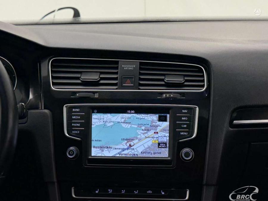Melns Volkswagen Golf 2017 Viļņa, ar dzinēja tilpumu 1.98 L un nobraukumu 163 tūkst. km par 10200 €, foto 17 vietnē AUTOMOTO.COM.LV