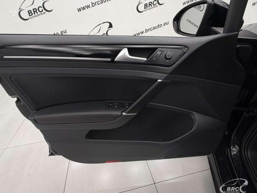 Melns Volkswagen Golf 2017 Viļņa, ar dzinēja tilpumu 1.98 L un nobraukumu 163 tūkst. km par 10200 €, foto 21 vietnē AUTOMOTO.COM.LV
