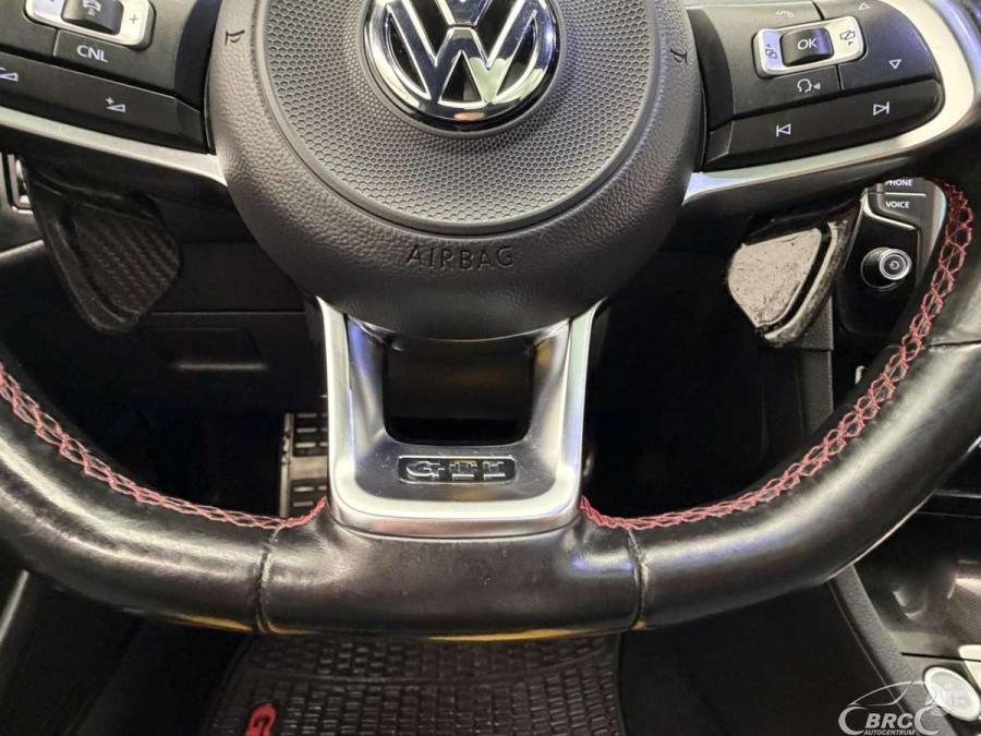 Melns Volkswagen Golf 2017 Viļņa, ar dzinēja tilpumu 1.98 L un nobraukumu 163 tūkst. km par 10200 €, foto 32 vietnē AUTOMOTO.COM.LV