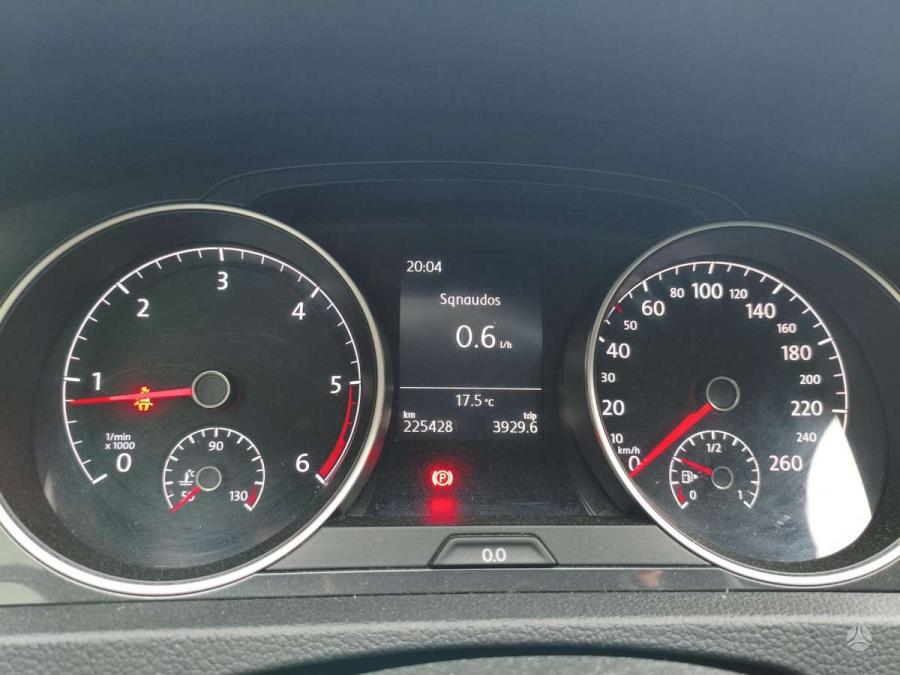 Melns Volkswagen Golf 2017 Kauņa, ar dzinēja tilpumu 1.60 L un nobraukumu 225 tūkst. km par 7000 €, foto 6 vietnē AUTOMOTO.COM.LV