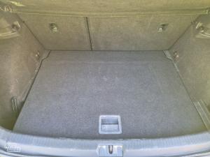 Black Volkswagen Golf 2017 in Kaisiadorys, with an engine capacity of 1.60 L and mileage of 348 thousand km for 4900 €, photo 11 on AUTOMOTO.COM.LV