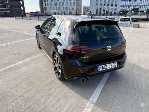 Black Volkswagen Golf 2017 in Vilnius, with an engine capacity of 1.97 L and mileage of 219 thousand km for 14200 €, photo 4 on AUTOMOTO.COM.LV