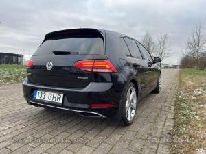 Melns Volkswagen Golf 2018 Tallina, ar dzinēja tilpumu 1.50 L un nobraukumu 121 tūkst. km par 13900 €, foto 5 vietnē AUTOMOTO.COM.LV