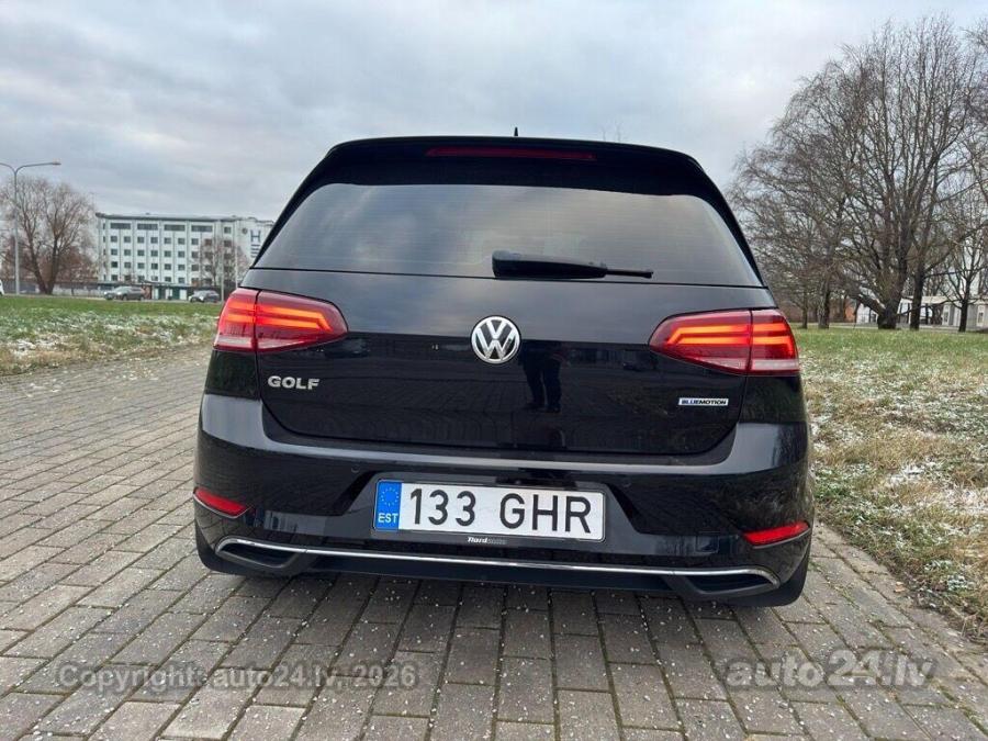Melns Volkswagen Golf 2018 Tallina, ar dzinēja tilpumu 1.50 L un nobraukumu 121 tūkst. km par 13900 €, foto 6 vietnē AUTOMOTO.COM.LV