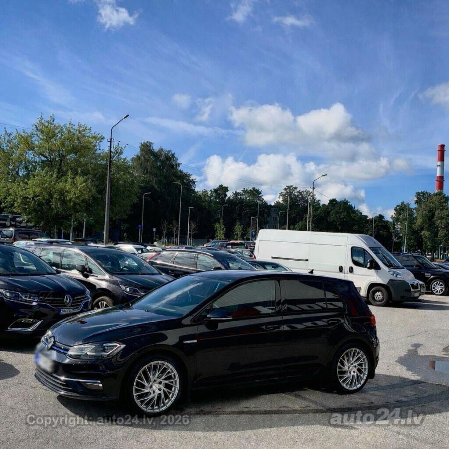 Melns Volkswagen Golf 2018 Tallina, ar dzinēja tilpumu 1.50 L un nobraukumu 121 tūkst. km par 13900 €, foto 15 vietnē AUTOMOTO.COM.LV