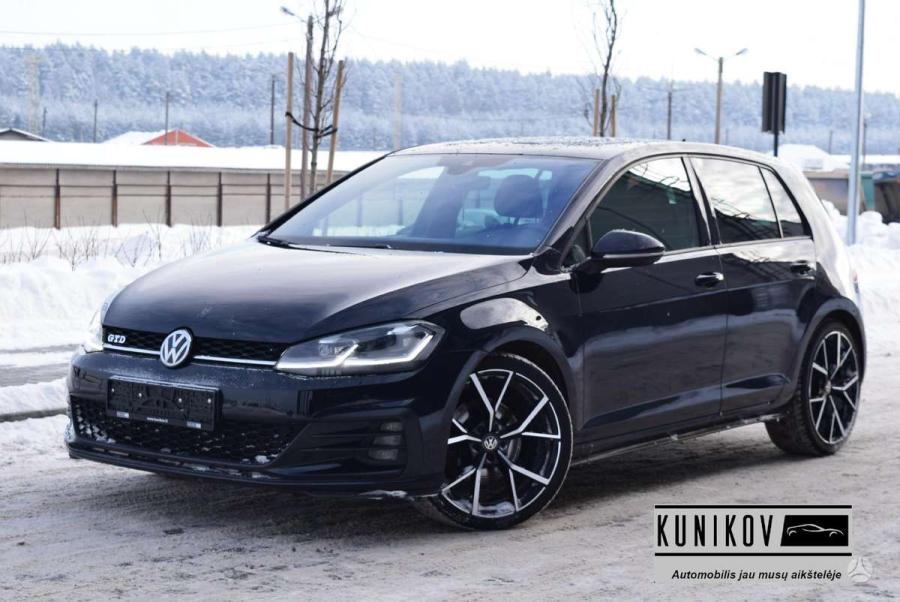 Black Volkswagen Golf 2018 in Vilnius, with an engine capacity of 1.97 L and mileage of 246 thousand km for 11550 €, photo 1 on AUTOMOTO.COM.LV