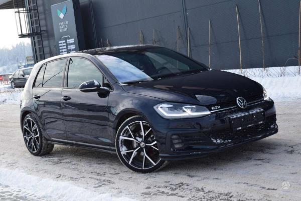 Black Volkswagen Golf 2018 in Vilnius, with an engine capacity of 1.97 L and mileage of 246 thousand km for 11550 €, photo 3 on AUTOMOTO.COM.LV