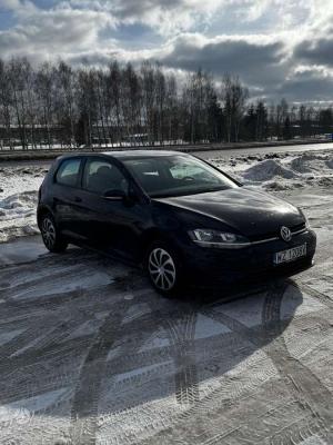Black Volkswagen Golf 2018 in Kaunas, with an engine capacity of 1.60 L and mileage of 299 thousand km for 7300 €, photo 6 on AUTOMOTO.COM.LV