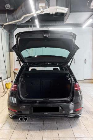 Black Volkswagen Golf 2018 in Vilnius, with an engine capacity of 1.97 L and mileage of 126 thousand km for 18500 €, photo 35 on AUTOMOTO.COM.LV