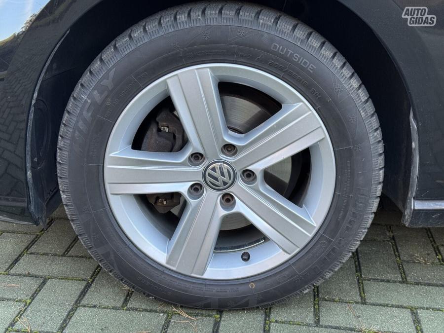 Melns Volkswagen Golf 2018 Lazdijai, ar dzinēja tilpumu 1.60 L un nobraukumu 202 tūkst. km par 9500 €, foto 10 vietnē AUTOMOTO.COM.LV