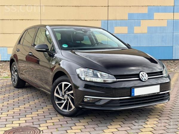 Black Volkswagen Golf 2018 in Ventspils, with an engine capacity of 1.40 L and mileage of 146 thousand km for 11900 €, photo 1 on AUTOMOTO.COM.LV