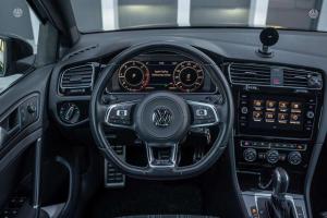 Black Volkswagen Golf 2018 in Vilnius, with an engine capacity of 1.97 L and mileage of 127 thousand km for 16299 €, photo 3 on AUTOMOTO.COM.LV