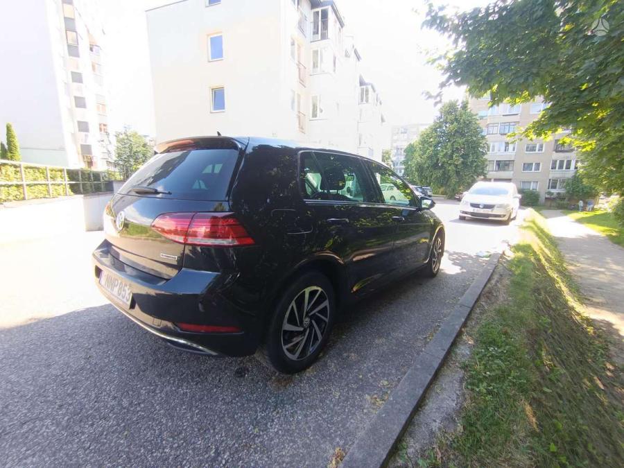 Melns Volkswagen Golf 2018 Viļņa, ar dzinēja tilpumu 1.40 L un nobraukumu 140 tūkst. km par 11000 €, foto 4 vietnē AUTOMOTO.COM.LV