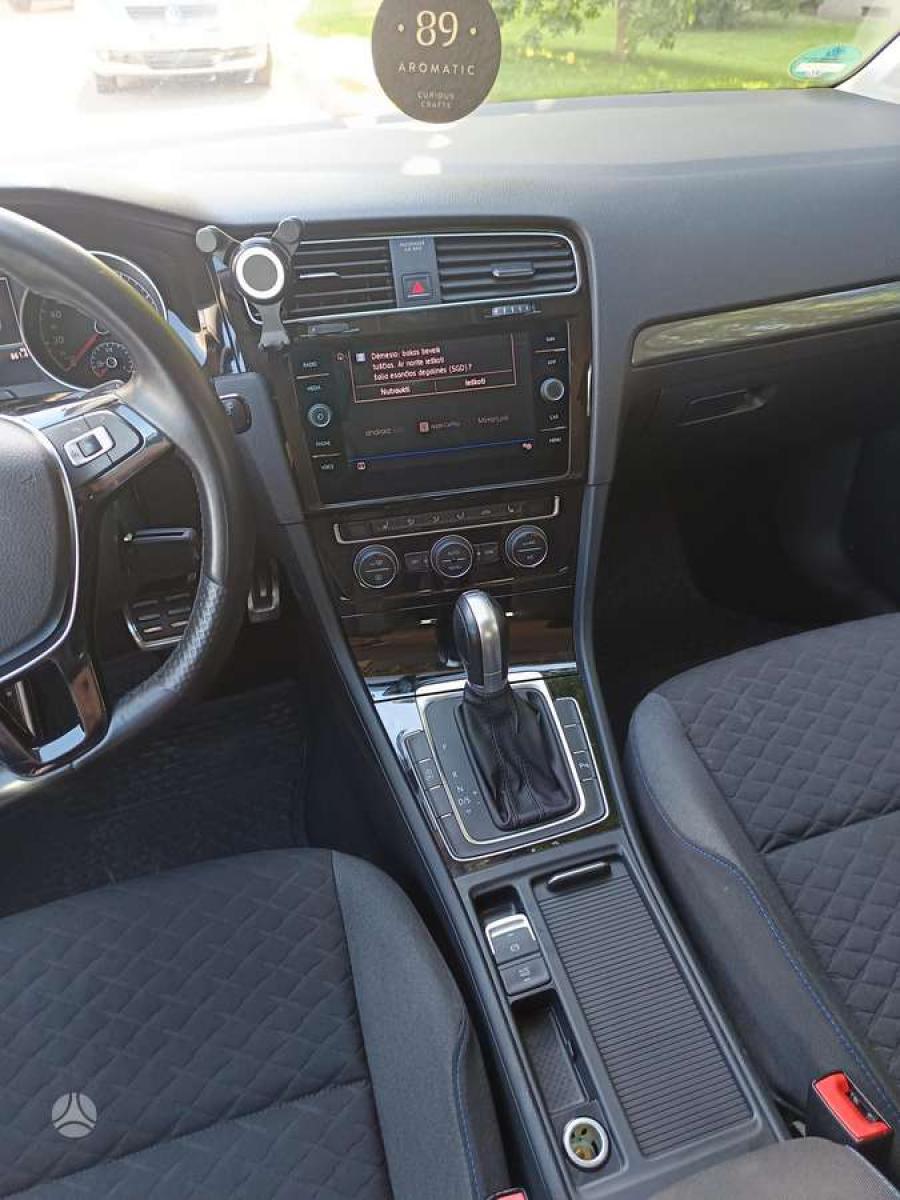 Melns Volkswagen Golf 2018 Viļņa, ar dzinēja tilpumu 1.40 L un nobraukumu 140 tūkst. km par 11000 €, foto 15 vietnē AUTOMOTO.COM.LV