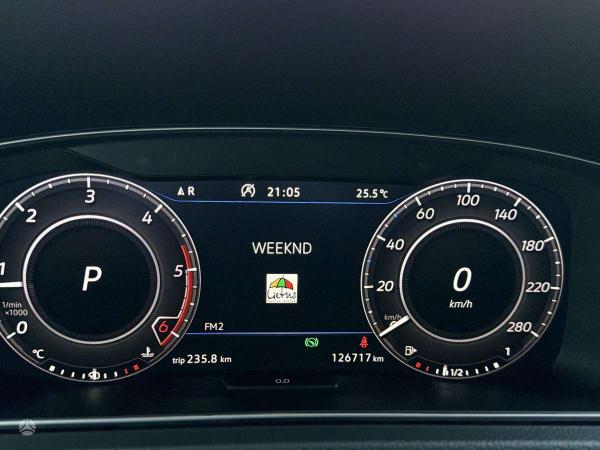 Melns Volkswagen Golf 2018 Viļņa, ar dzinēja tilpumu 1.97 L un nobraukumu 127 tūkst. km par 15999 €, foto 9 vietnē AUTOMOTO.COM.LV