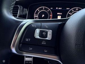 Black Volkswagen Golf 2018 in Vilnius, with an engine capacity of 1.97 L and mileage of 127 thousand km for 15999 €, photo 12 on AUTOMOTO.COM.LV