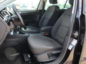 Melns Volkswagen Golf 2018 Viļņa, ar dzinēja tilpumu 1.50 L un nobraukumu 154 tūkst. km par 12500 €, foto 14 vietnē AUTOMOTO.COM.LV