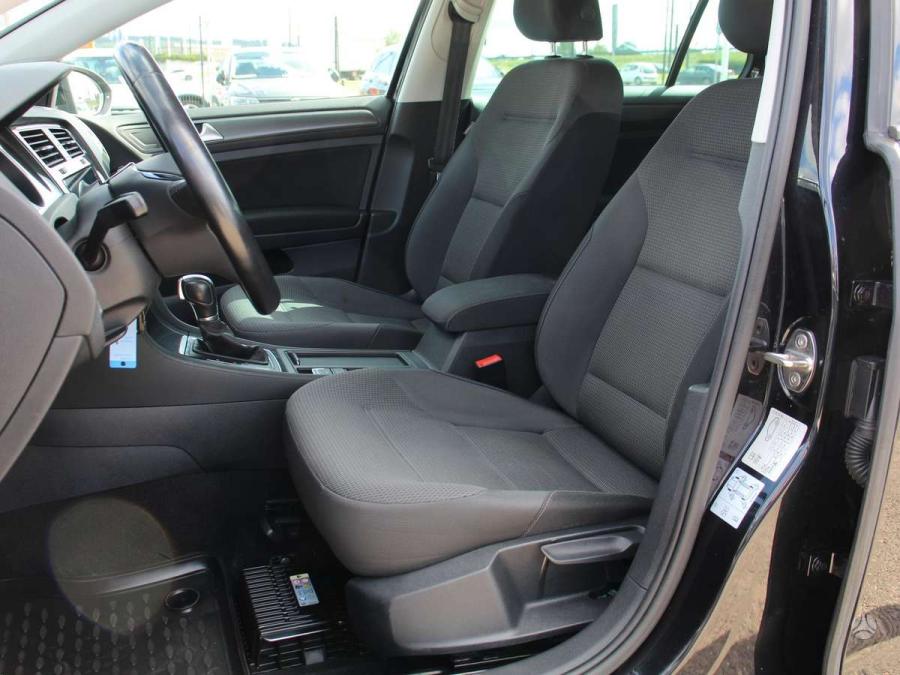 Melns Volkswagen Golf 2018 Viļņa, ar dzinēja tilpumu 1.50 L un nobraukumu 154 tūkst. km par 12500 €, foto 14 vietnē AUTOMOTO.COM.LV