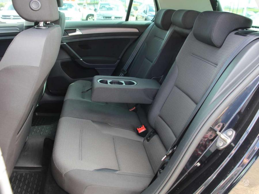 Melns Volkswagen Golf 2018 Viļņa, ar dzinēja tilpumu 1.50 L un nobraukumu 154 tūkst. km par 12500 €, foto 16 vietnē AUTOMOTO.COM.LV