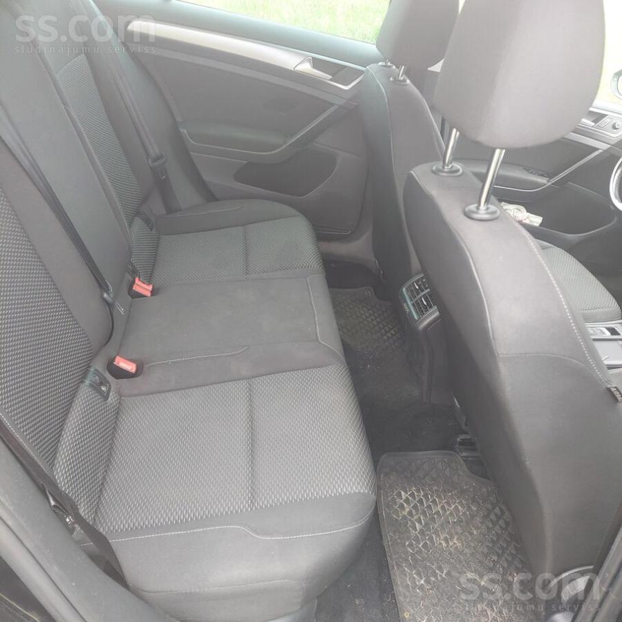 Melns Volkswagen Golf 2018 Rīga, ar dzinēja tilpumu 1.00 L un nobraukumu 205 tūkst. km par 6900 €, foto 8 vietnē AUTOMOTO.COM.LV