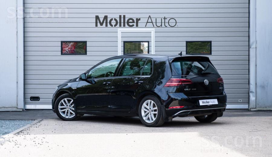 Black Volkswagen Golf 2019 in Jelgava, with an engine capacity of 1.50 L and mileage of 132 thousand km for 14950 €, photo 3 on AUTOMOTO.COM.LV