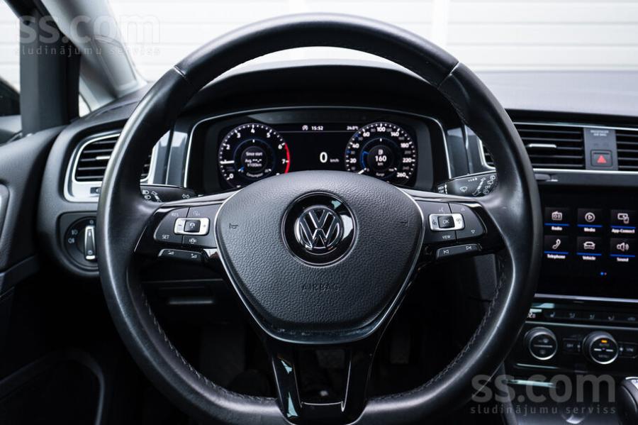 Black Volkswagen Golf 2019 in Jelgava, with an engine capacity of 1.50 L and mileage of 132 thousand km for 14950 €, photo 16 on AUTOMOTO.COM.LV