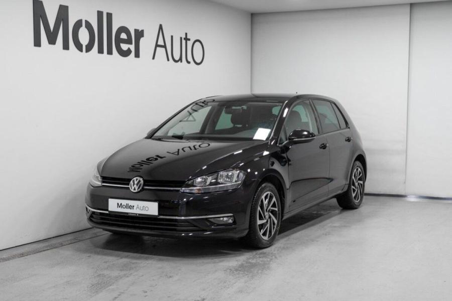 Melns Volkswagen Golf 2019 Viļņa, ar dzinēja tilpumu 1.60 L un nobraukumu 106 tūkst. km par 9900 €, foto 4 vietnē AUTOMOTO.COM.LV