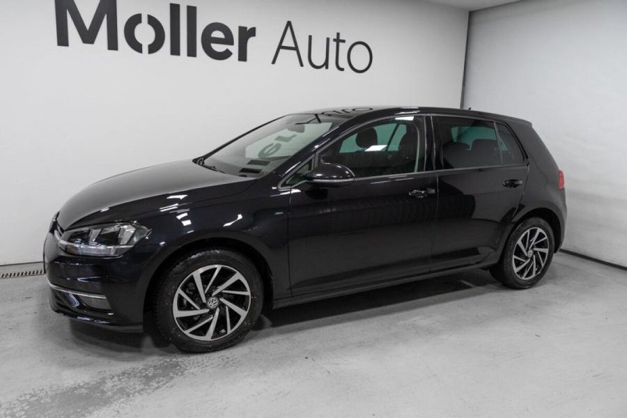 Melns Volkswagen Golf 2019 Viļņa, ar dzinēja tilpumu 1.60 L un nobraukumu 106 tūkst. km par 9900 €, foto 5 vietnē AUTOMOTO.COM.LV