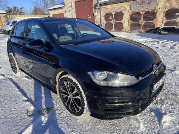 Black Volkswagen Golf 2019 in Kaunas, with an engine capacity of 1.50 L and mileage of 112 thousand km for 8950 €, photo 1 on AUTOMOTO.COM.LV