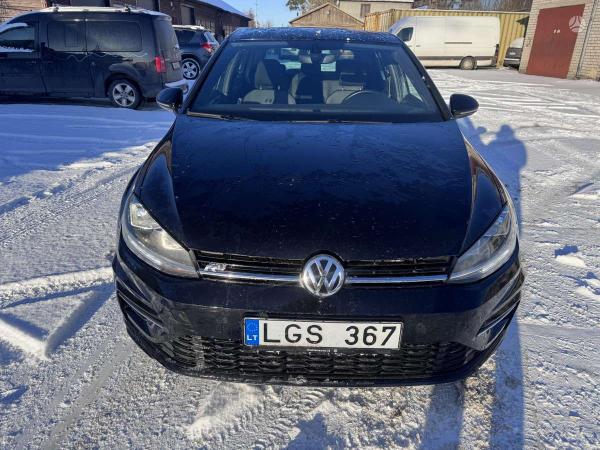 Black Volkswagen Golf 2019 in Kaunas, with an engine capacity of 1.50 L and mileage of 112 thousand km for 8950 €, photo 2 on AUTOMOTO.COM.LV