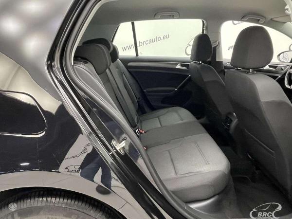 Black Volkswagen Golf 2019 in Vilnius, with an engine capacity of 0.00 L and mileage of 94 thousand km for 10900 €, photo 10 on AUTOMOTO.COM.LV