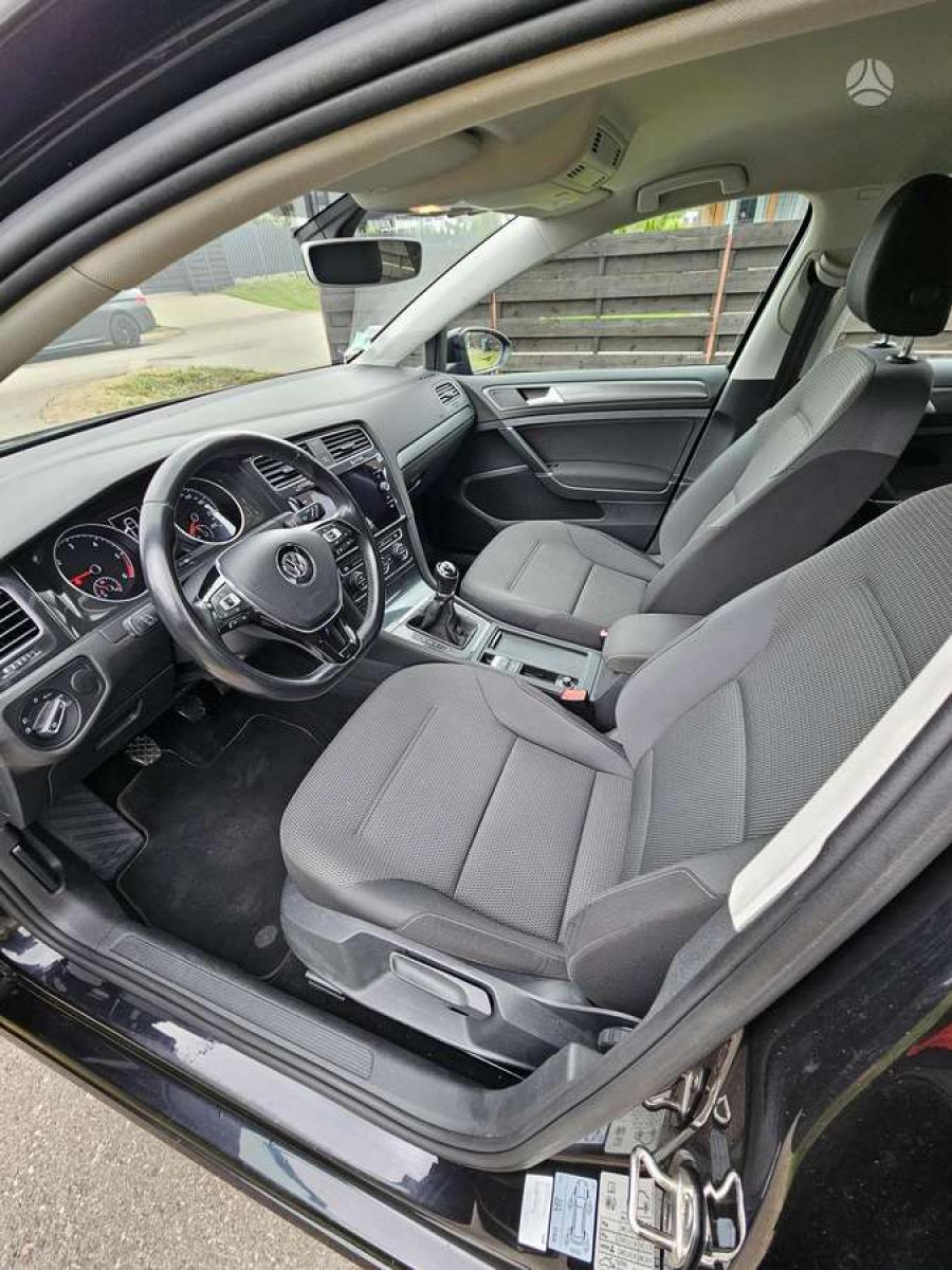 Melns Volkswagen Golf 2019 Viļņa, ar dzinēja tilpumu 1.60 L un nobraukumu 217 tūkst. km par 9000 €, foto 11 vietnē AUTOMOTO.COM.LV