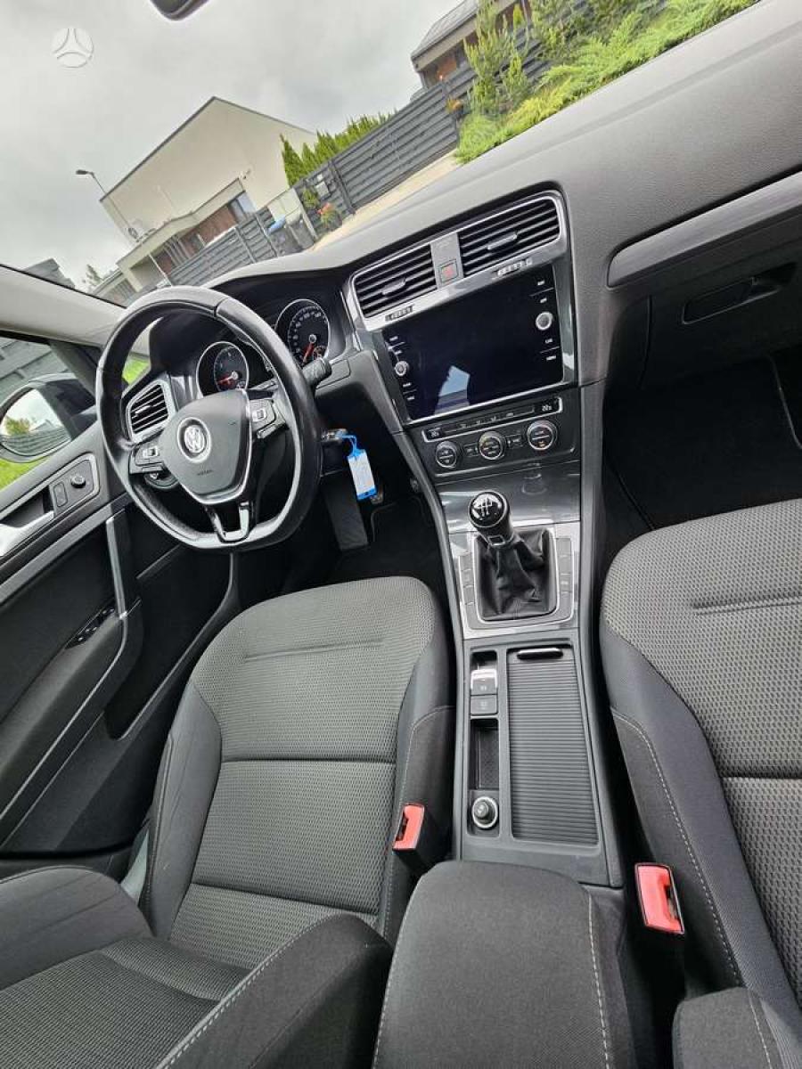 Melns Volkswagen Golf 2019 Viļņa, ar dzinēja tilpumu 1.60 L un nobraukumu 217 tūkst. km par 9000 €, foto 14 vietnē AUTOMOTO.COM.LV