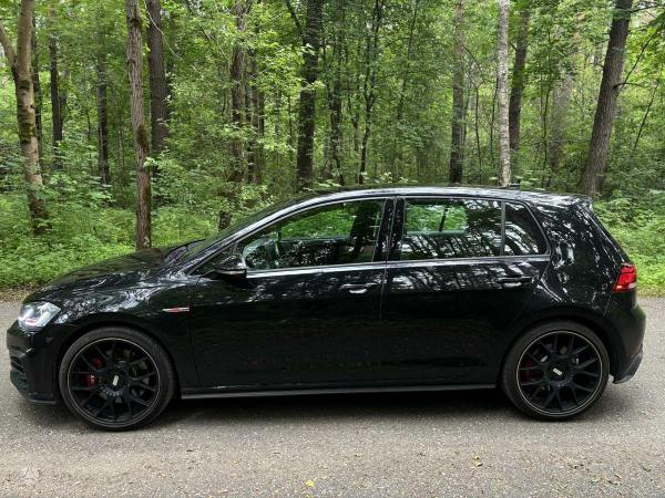 Melns Volkswagen Golf 2019 Viļņa, ar dzinēja tilpumu 1.98 L un nobraukumu 58 tūkst. km par 18999 €, foto 3 vietnē AUTOMOTO.COM.LV