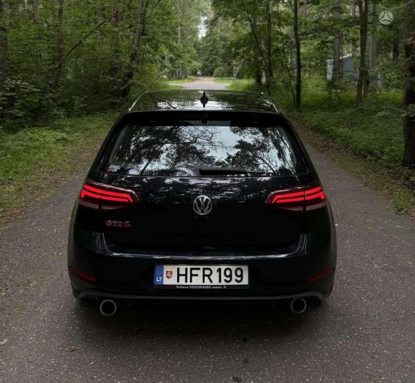 Melns Volkswagen Golf 2019 Viļņa, ar dzinēja tilpumu 1.98 L un nobraukumu 58 tūkst. km par 18999 €, foto 5 vietnē AUTOMOTO.COM.LV