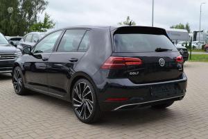 Black Volkswagen Golf 2019 in Vilnius, with an engine capacity of 1.50 L and mileage of 231 thousand km for 12000 €, photo 11 on AUTOMOTO.COM.LV