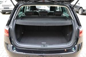 Black Volkswagen Golf 2019 in Vilnius, with an engine capacity of 1.50 L and mileage of 231 thousand km for 12000 €, photo 23 on AUTOMOTO.COM.LV
