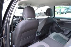 Black Volkswagen Golf 2019 in Vilnius, with an engine capacity of 1.50 L and mileage of 231 thousand km for 12000 €, photo 26 on AUTOMOTO.COM.LV