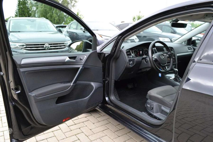 Black Volkswagen Golf 2019 in Vilnius, with an engine capacity of 1.50 L and mileage of 231 thousand km for 12000 €, photo 32 on AUTOMOTO.COM.LV