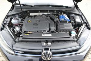 Black Volkswagen Golf 2019 in Vilnius, with an engine capacity of 1.50 L and mileage of 231 thousand km for 12000 €, photo 37 on AUTOMOTO.COM.LV