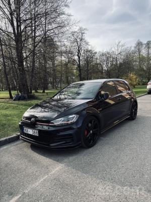 Melns Volkswagen Golf 2019 Rīga, ar dzinēja tilpumu 2.00 L un nobraukumu 168 tūkst. km par 20000 €, foto  vietnē AUTOMOTO.COM.LV
