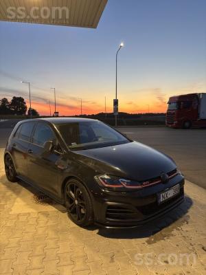 Black Volkswagen Golf 2019 in Riga, with an engine capacity of 2.00 L and mileage of 168 thousand km for 20000 €, photo 4 on AUTOMOTO.COM.LV