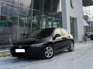 Black Volkswagen Golf 2020 in Klaipeda, with an engine capacity of 1.97 L and mileage of 197 thousand km for 14700 €, photo 2 on AUTOMOTO.COM.LV