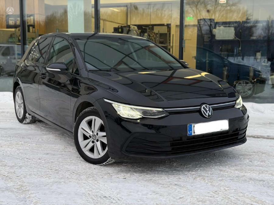 Black Volkswagen Golf 2020 in Klaipeda, with an engine capacity of 1.97 L and mileage of 197 thousand km for 14300 €, photo 8 on AUTOMOTO.COM.LV