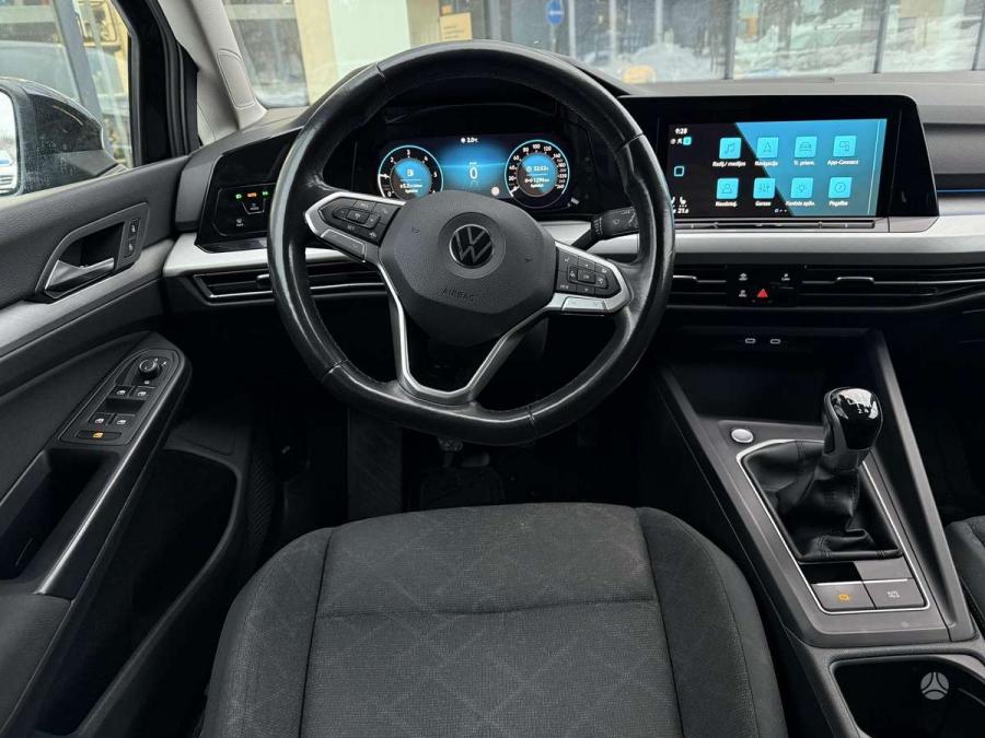 Black Volkswagen Golf 2020 in Klaipeda, with an engine capacity of 1.97 L and mileage of 197 thousand km for 14300 €, photo 18 on AUTOMOTO.COM.LV