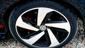 Черный Фольксваген Гольф 2020 в Кретинга, объемом двигателя 2.00 л и пробегом 23 тыс. км за 21500 €, фото 10 на AUTOMOTO.COM.LV