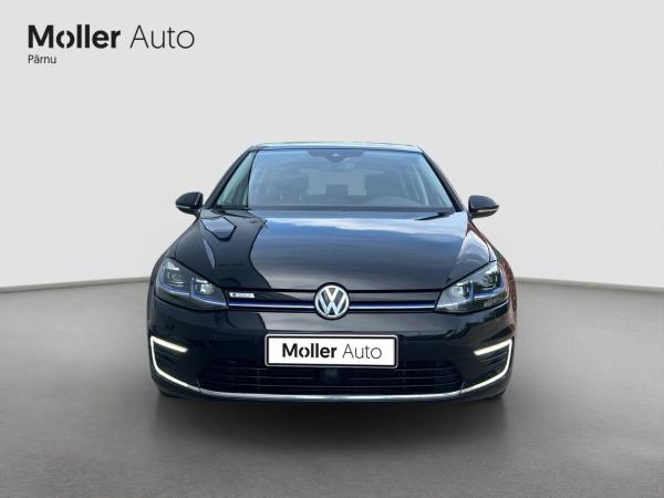 Melns Volkswagen Golf 2020 Pērnava, ar dzinēja tilpumu 0.00 L un nobraukumu 71 tūkst. km par 16950 €, foto 3 vietnē AUTOMOTO.COM.LV