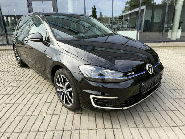Melns Volkswagen Golf 2020 Kauņa, ar dzinēja tilpumu 0.00 L un nobraukumu 105 tūkst. km par 12900 €, foto 2 vietnē AUTOMOTO.COM.LV